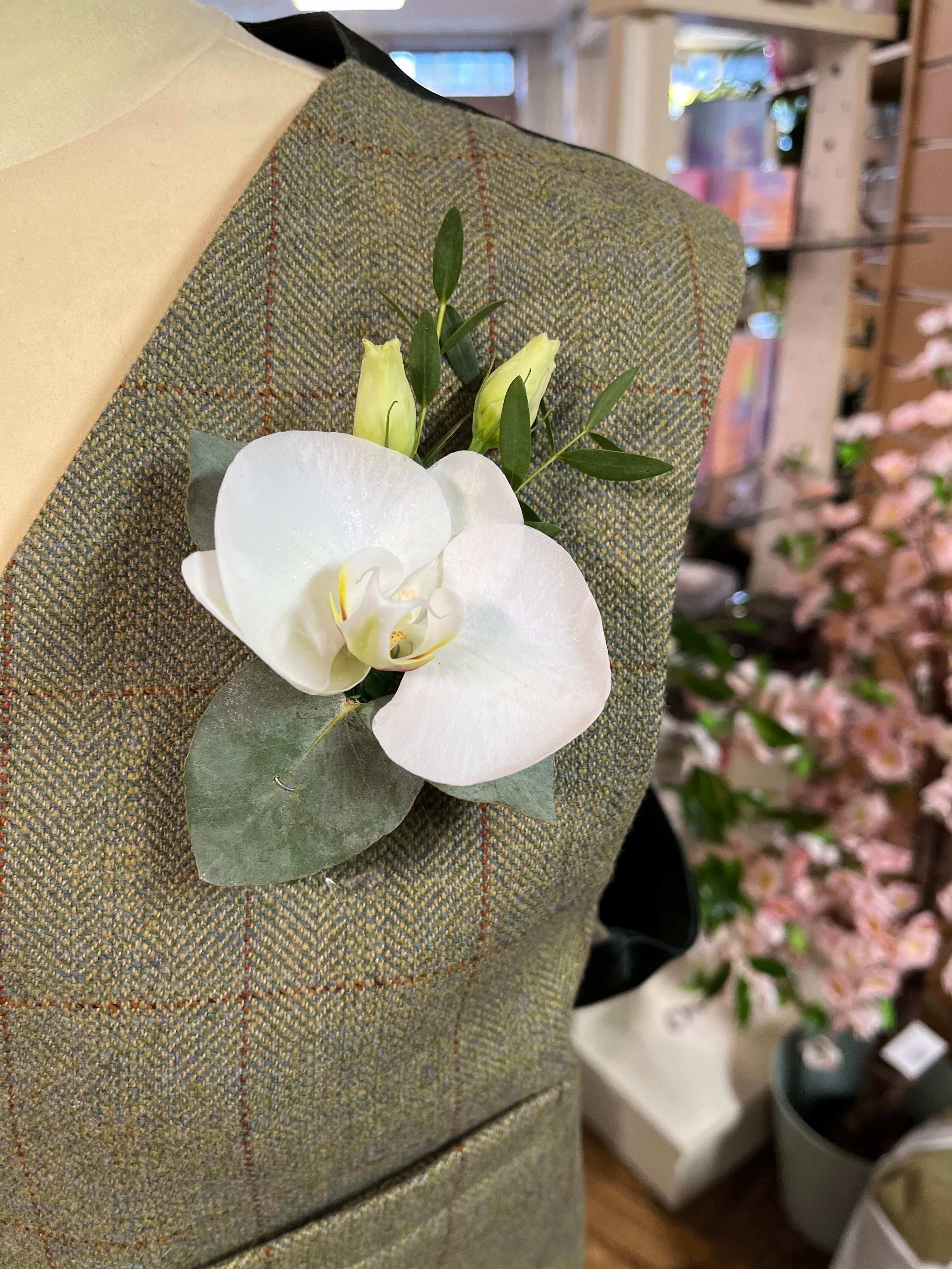 Buttonholes for Ladies & Men – Beautiful Blossoms Maghera